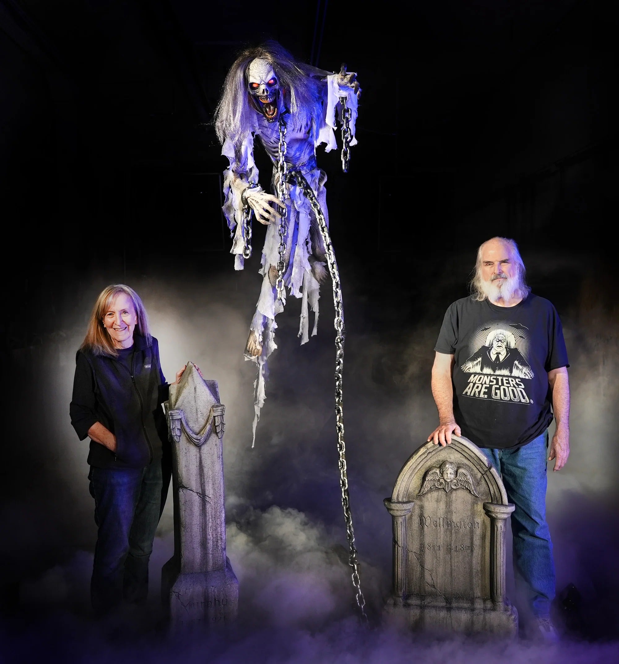 Floating Ghost Revenant UV Reactive Animatronic – AbracadabraNYC